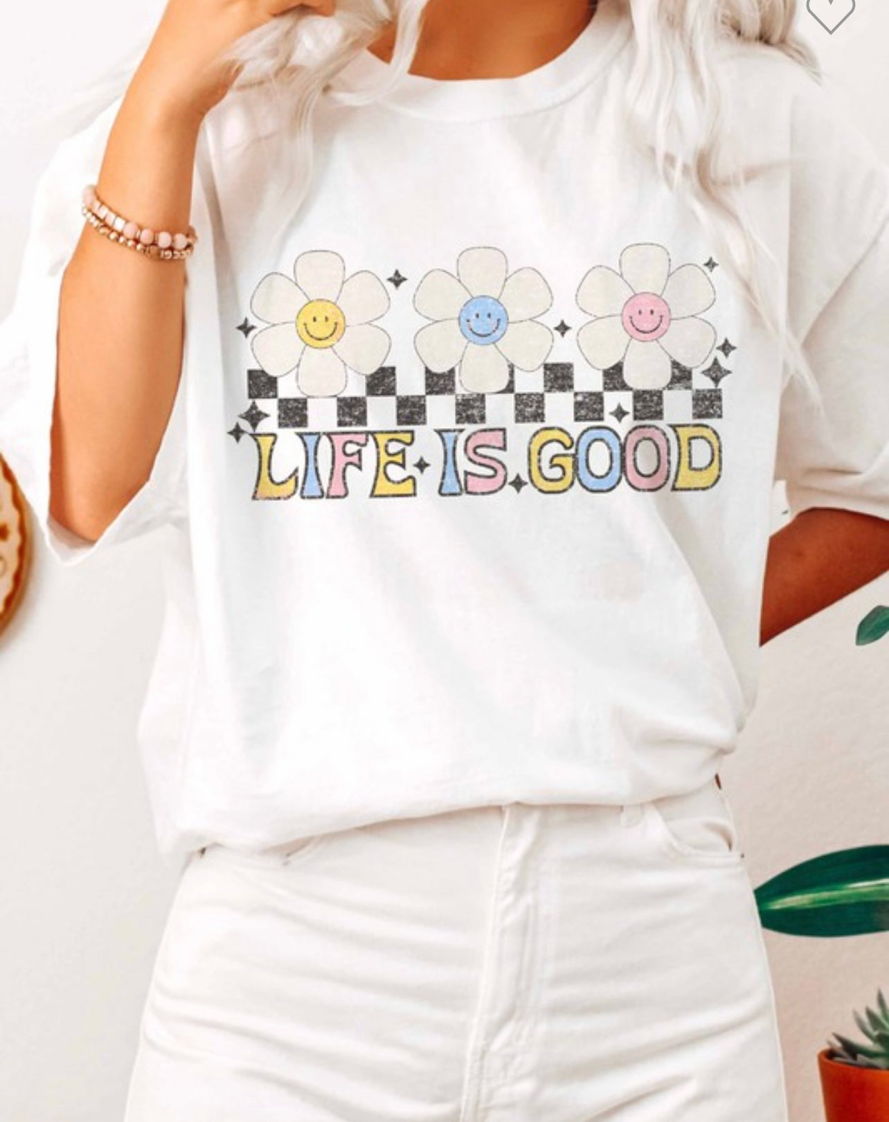 Life is Good Graphic Tee – b.poetic